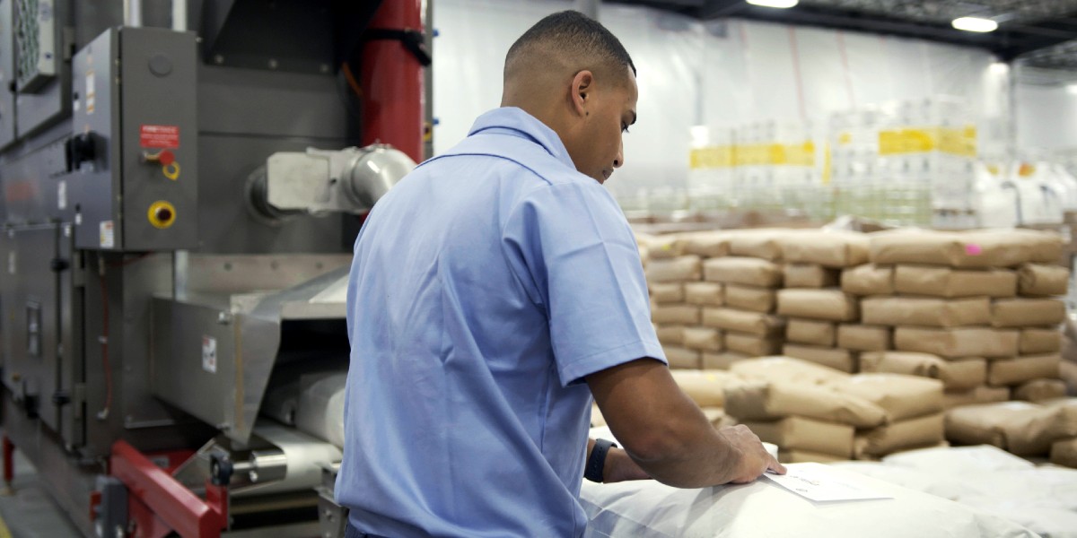 CPS | What's It Like to Work as a CPS Equipment Operator?